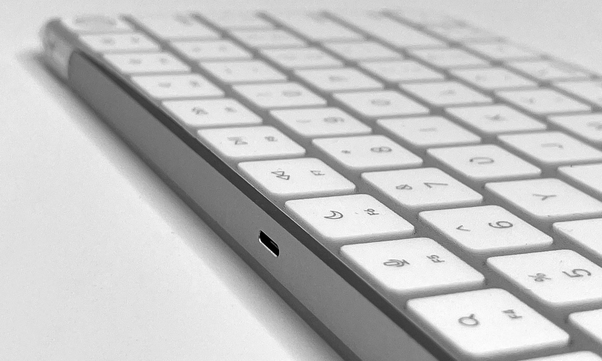 Keyboard Cap Pro control cover for MacBook - Green Onions Supply